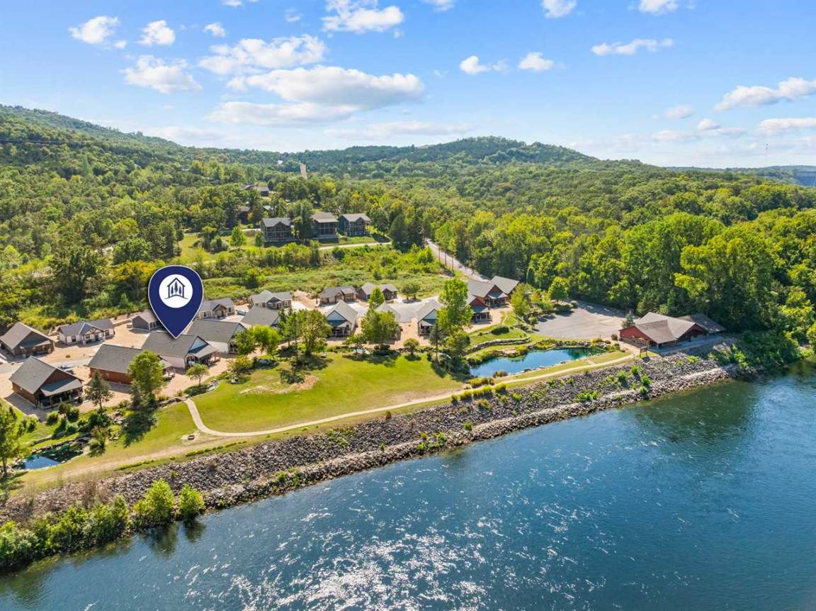 House ∙ 3 Bedrooms ∙ 8 Guests - Branson, MO