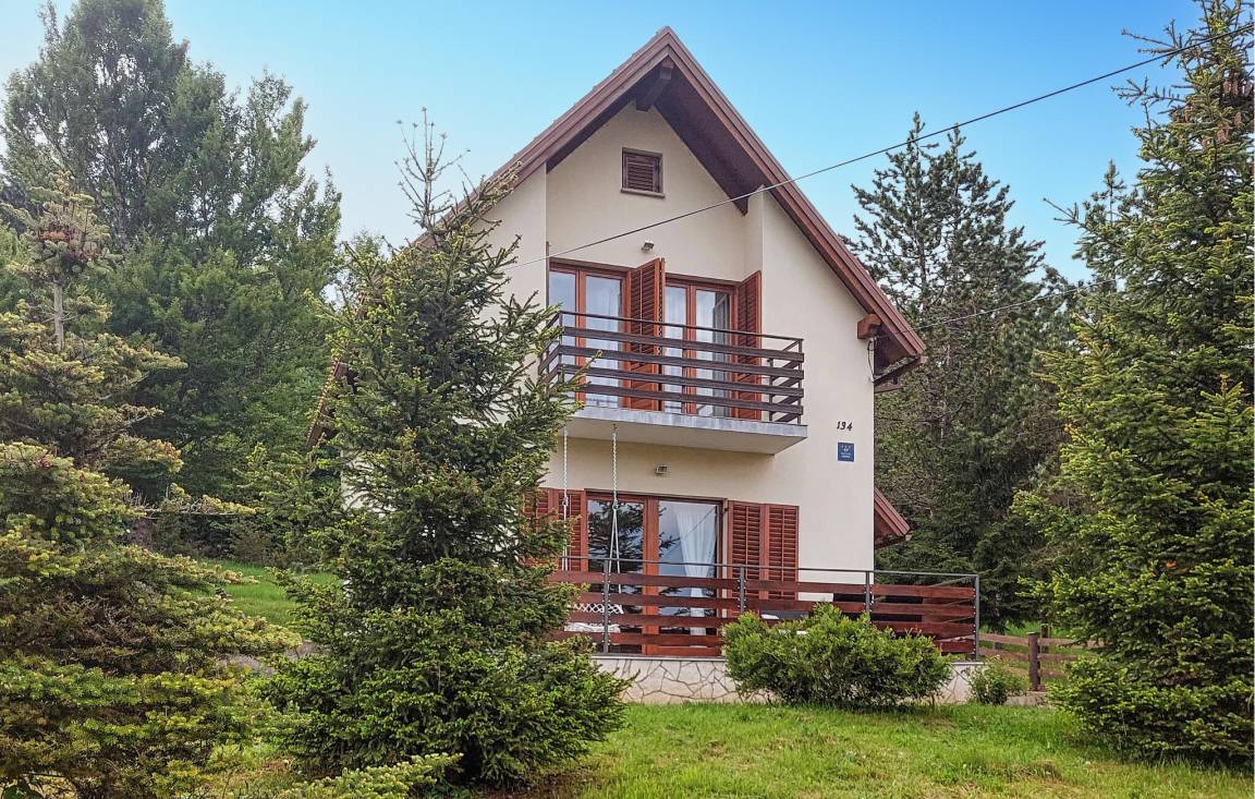 69 M² House ∙ 3 Bedrooms ∙ 6 Guests - Hırvatistan
