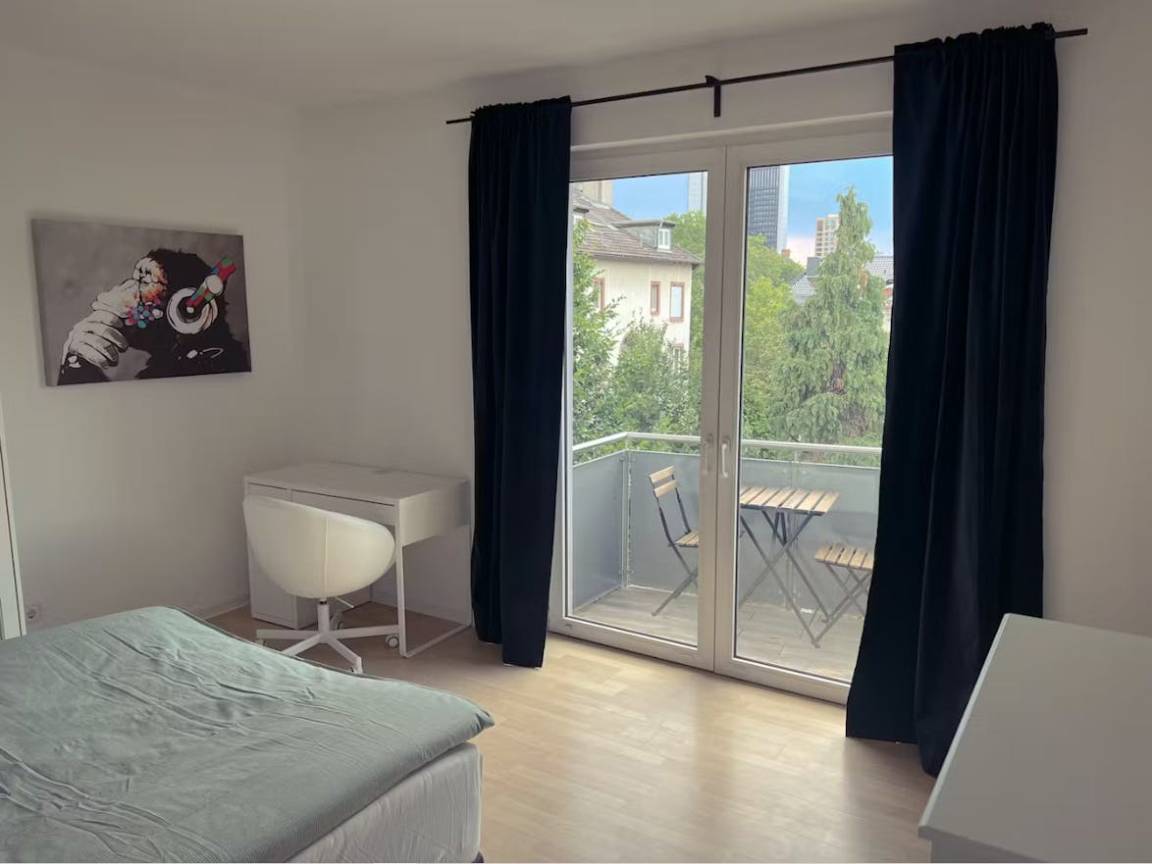 75 M² Apartment ∙ 3 Bedrooms ∙ 6 Guests - Frankfurt