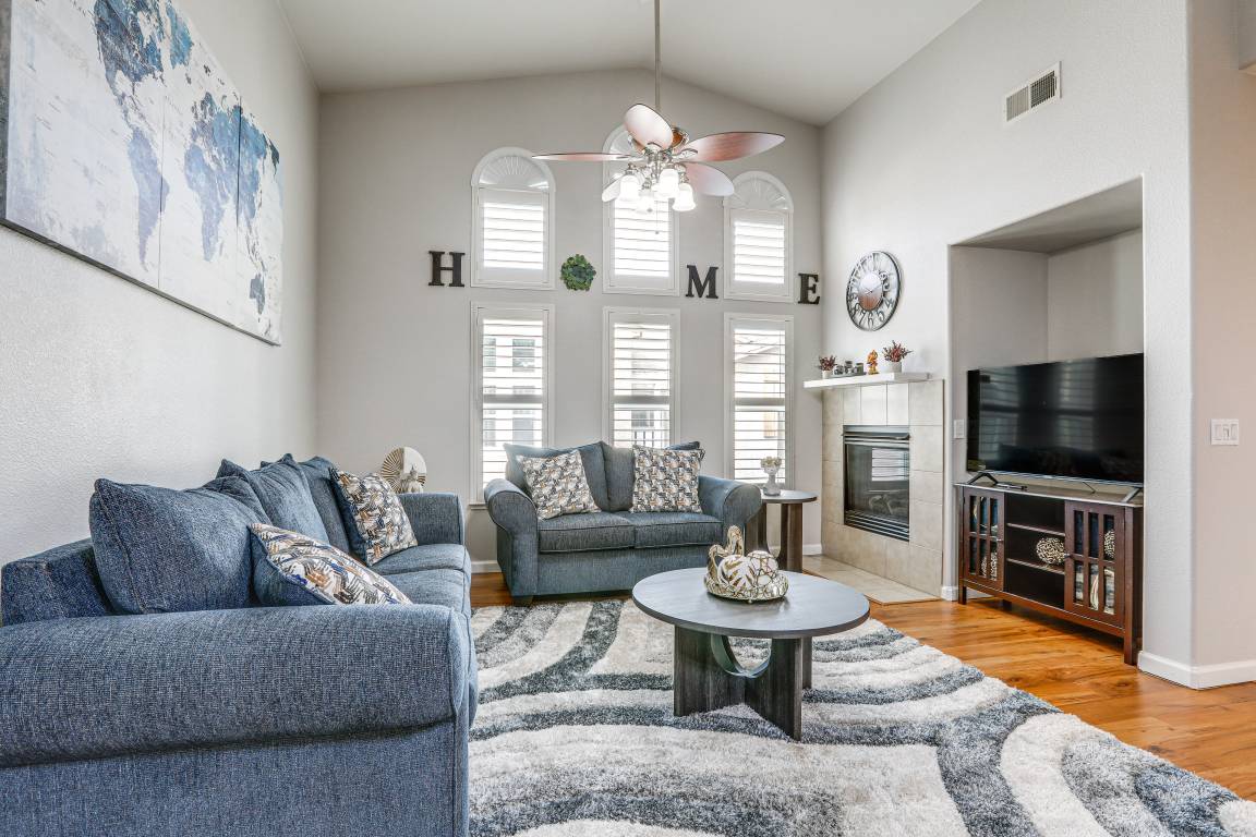 115 M² Apartment ∙ 2 Bedrooms ∙ 6 Guests - Sacramento, CA