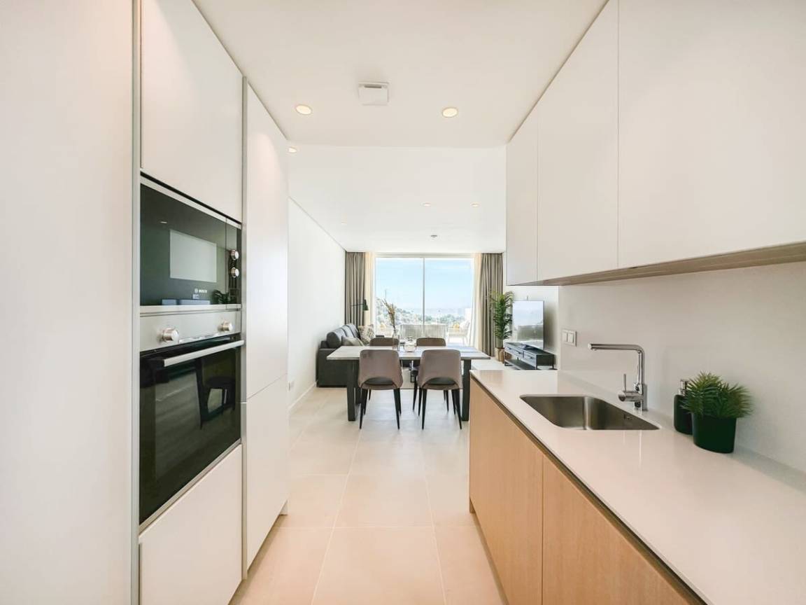 150 M² Apartment ∙ 2 Bedrooms ∙ 4 Guests - Monda