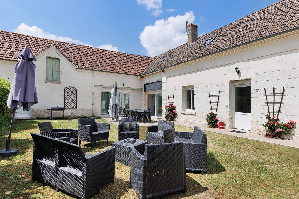 140 M² Maison De Vacances ∙ 4 Chambres ∙ 12 Personnes - Montrichard