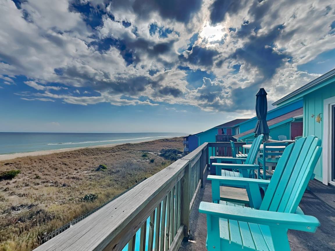 104 M² Condo ∙ 3 Bedrooms ∙ 7 Guests - Carolina Beach, NC