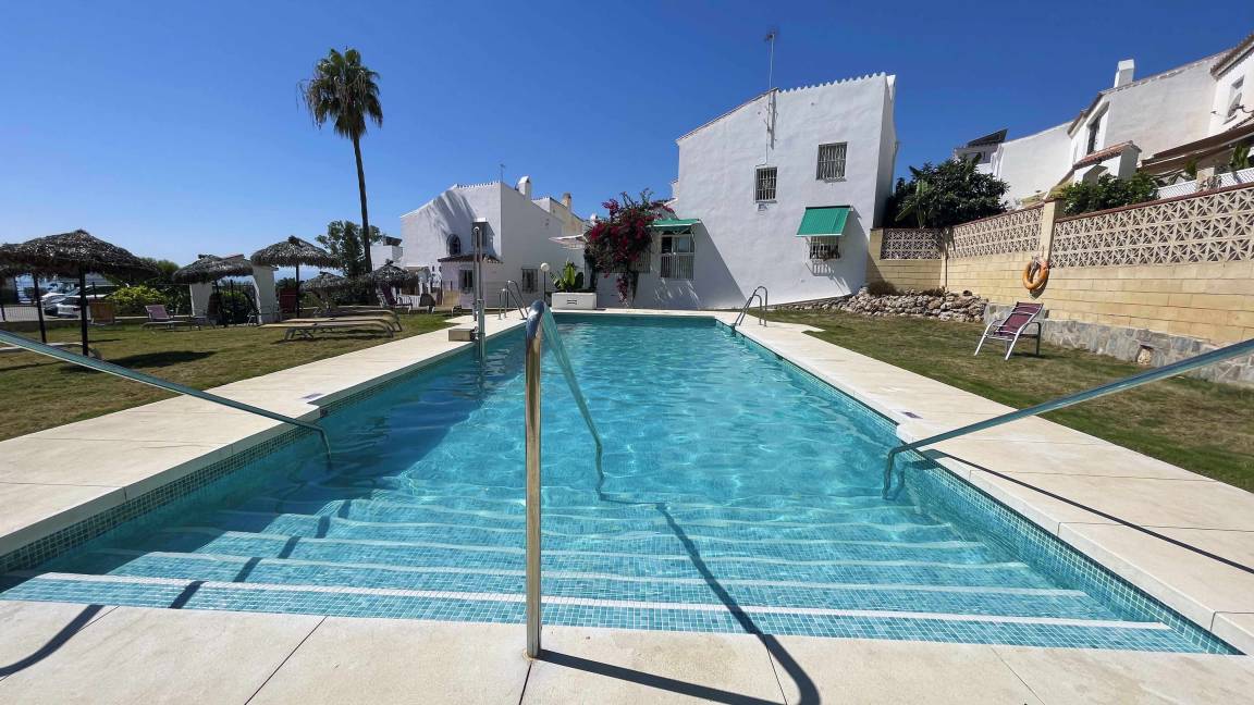 50 M² Apartamento ∙ 2 Habitaciones ∙ 4 Huéspedes - Rincón de la Victoria
