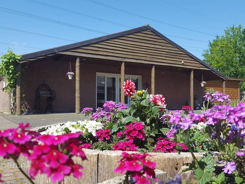 Maison De Vacances ∙ 8 Chambres ∙ 24 Personnes - 