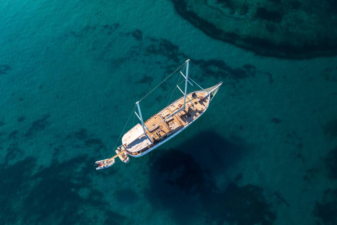 24 M² Houseboat ∙ 5 Bedrooms ∙ 10 Guests - Croatia