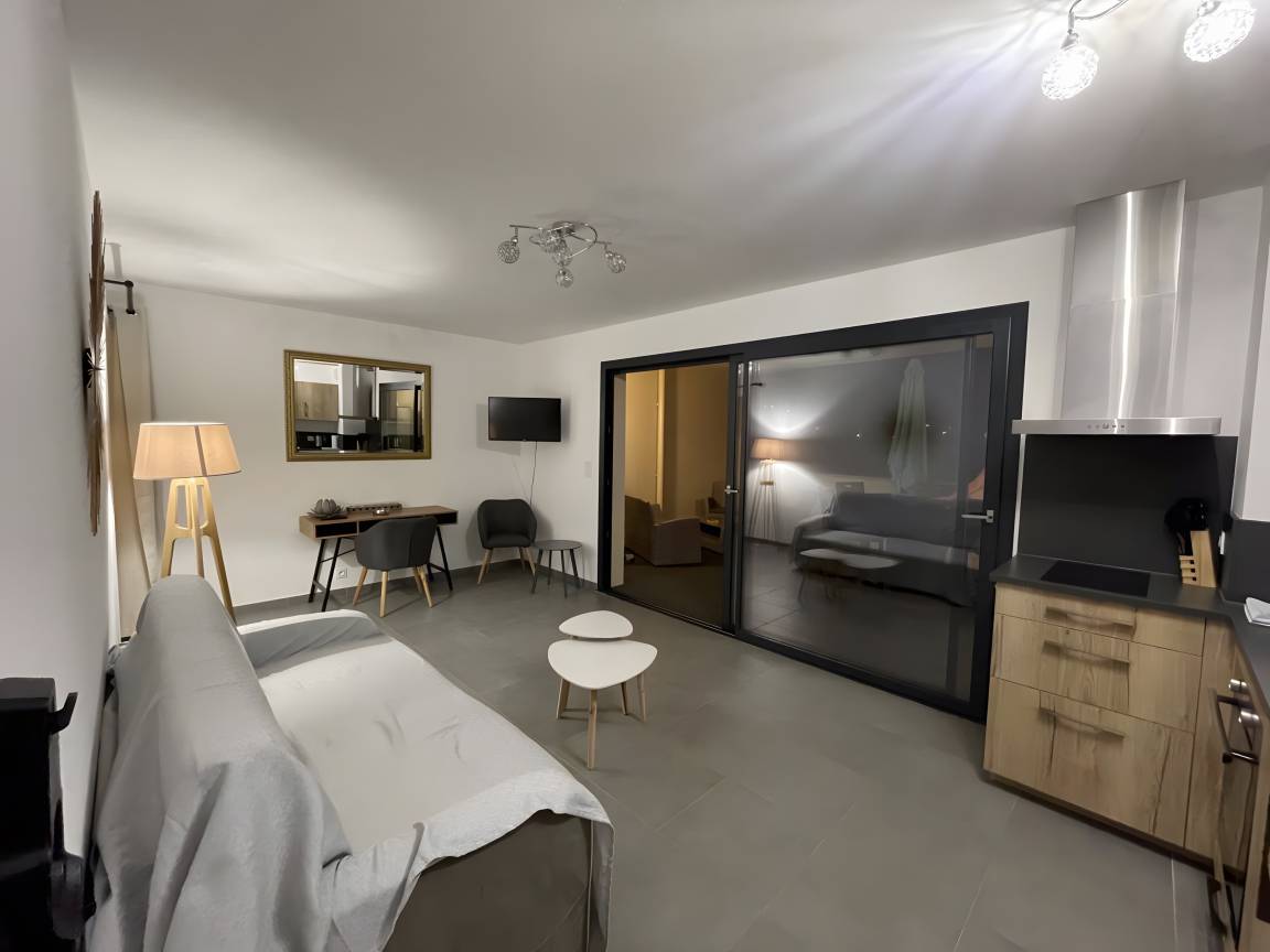 36 M² Apartamento ∙ 1 Habitación ∙ 4 Huéspedes - Ajaccio