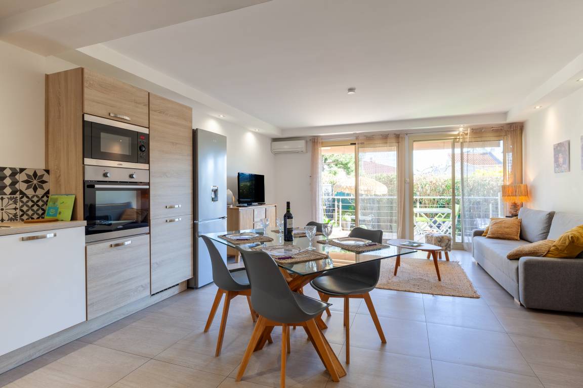 58 M² Lägenhet ∙ 1 Sovrum ∙ 4 Gäster - Cuges-les-Pins