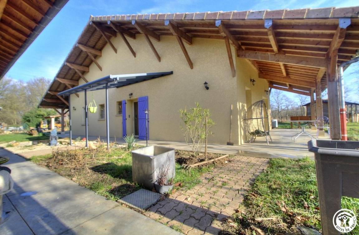 66 M² Gîte ∙ 1 Chambre ∙ 4 Personnes - Ain