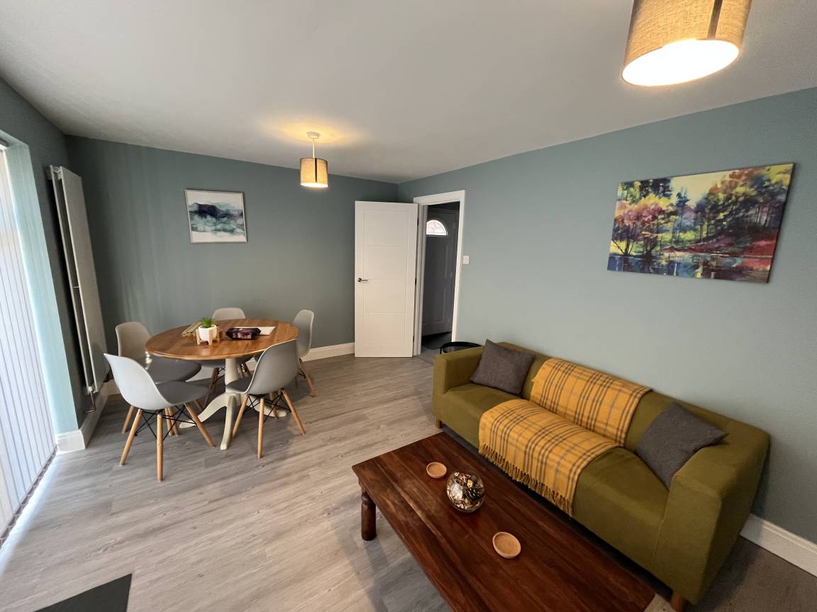 House ∙ 3 Bedrooms ∙ 5 Guests - Birmingham Airport (BHX)