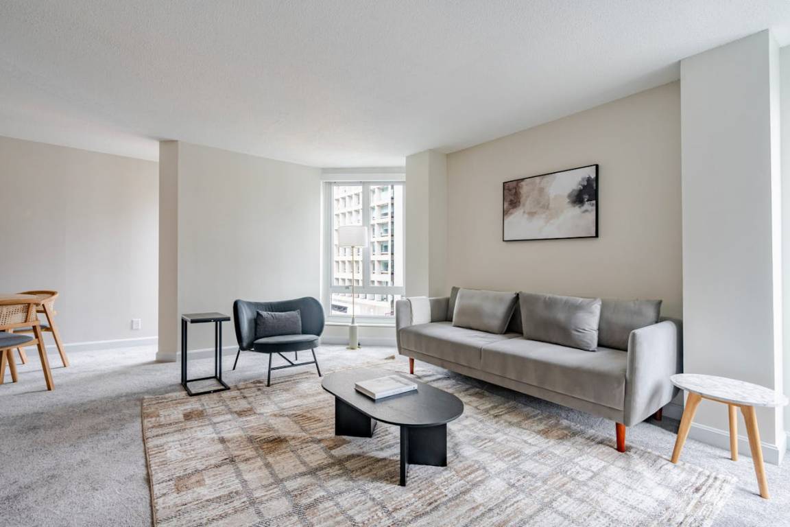 97 M² Apartment ∙ 2 Bedrooms ∙ 4 Guests - Quincy, MA