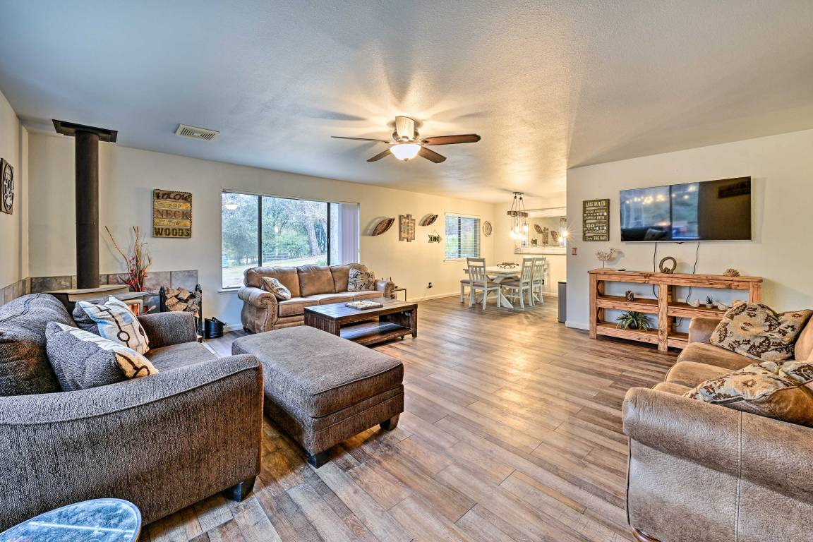 176 M² House ∙ 4 Bedrooms ∙ 9 Guests - Shaver Lake, CA