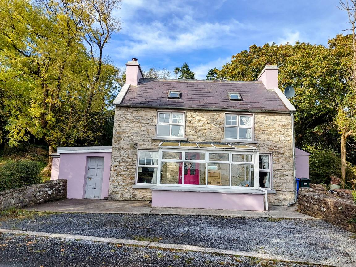 House ∙ 2 Bedrooms ∙ 6 Guests - Lahinch