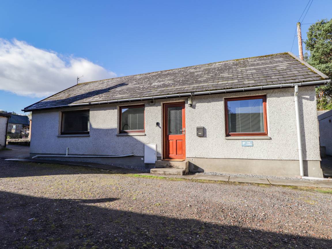 Cottage ∙ 2 Bedrooms ∙ 4 Guests - Grantown-on-Spey