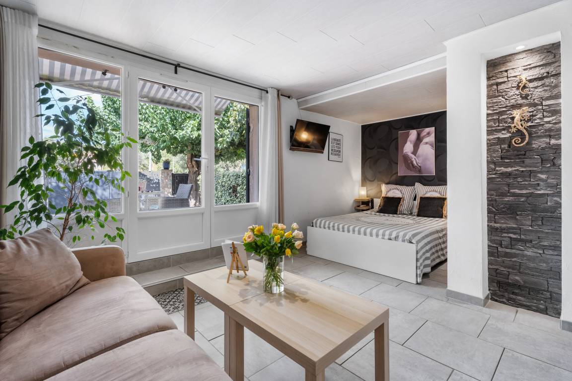 40 M² Studio ∙ 4 Personnes - Cuers