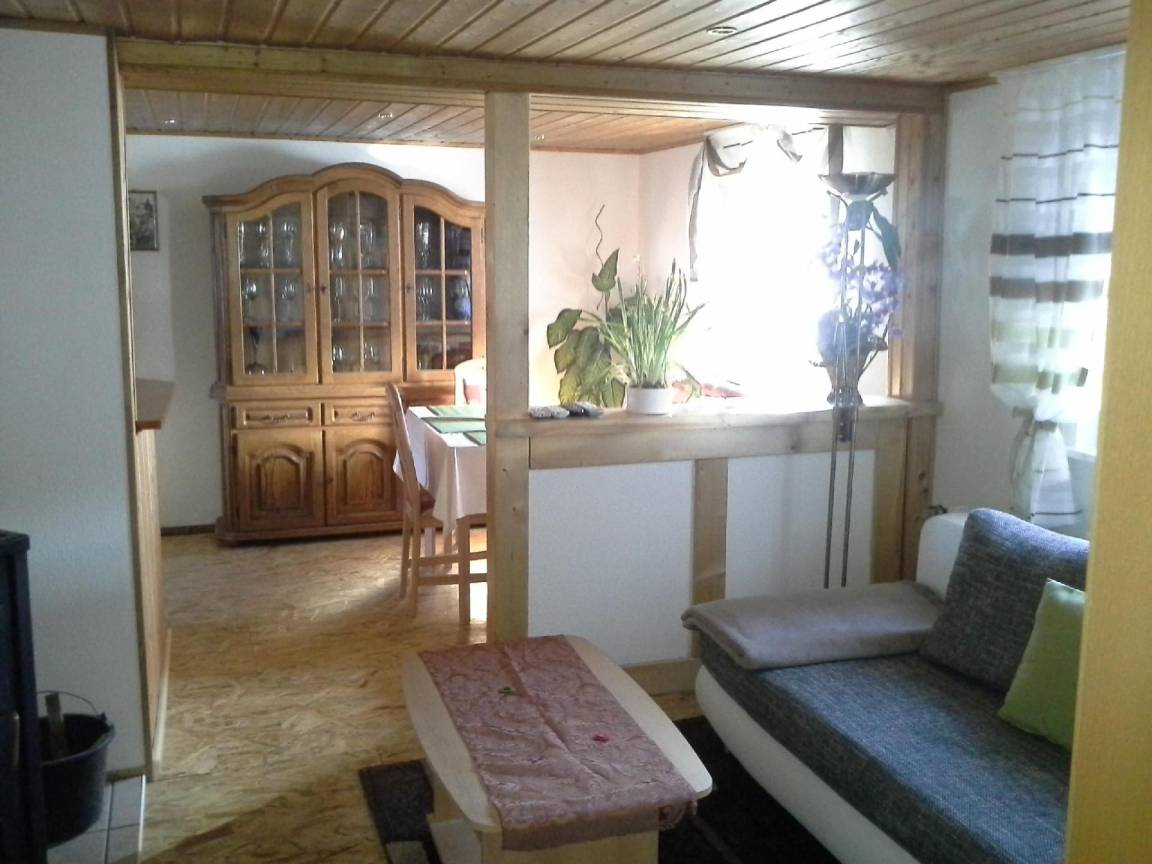 60 M² House ∙ 2 Bedrooms ∙ 6 Guests - Tambach-Dietharz