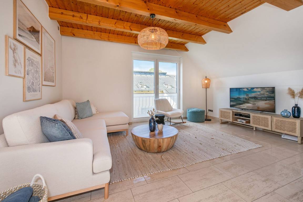 214 M² Ferienhaus ∙ 3 Schlafzimmer ∙ 6 Gäste - Korswandt