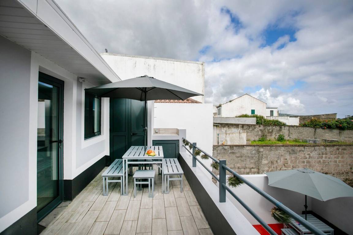 House ∙ 2 Bedrooms ∙ 4 Guests - Ponta Delgada