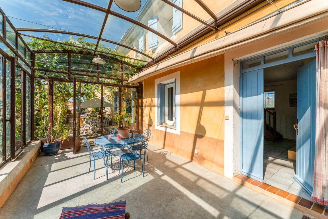 95 M² Maison De Vacances ∙ 2 Chambres ∙ 6 Personnes - Pont-Saint-Esprit