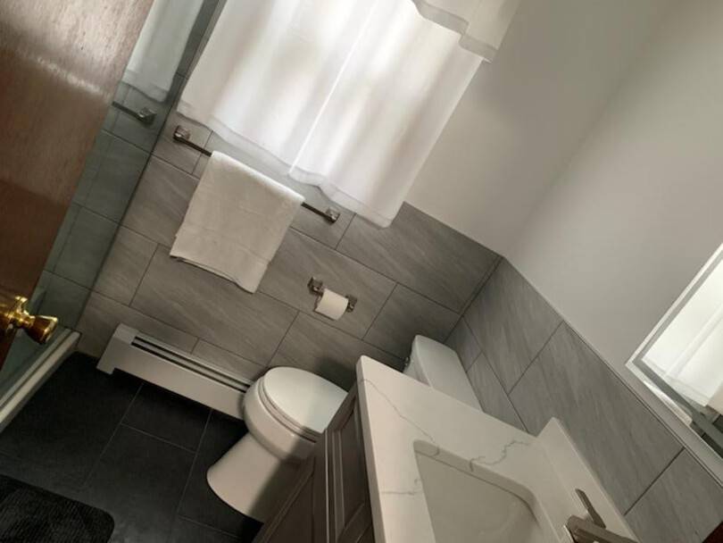 111 M² Apartment ∙ 3 Bedrooms ∙ 3 Guests - Lodi, NJ