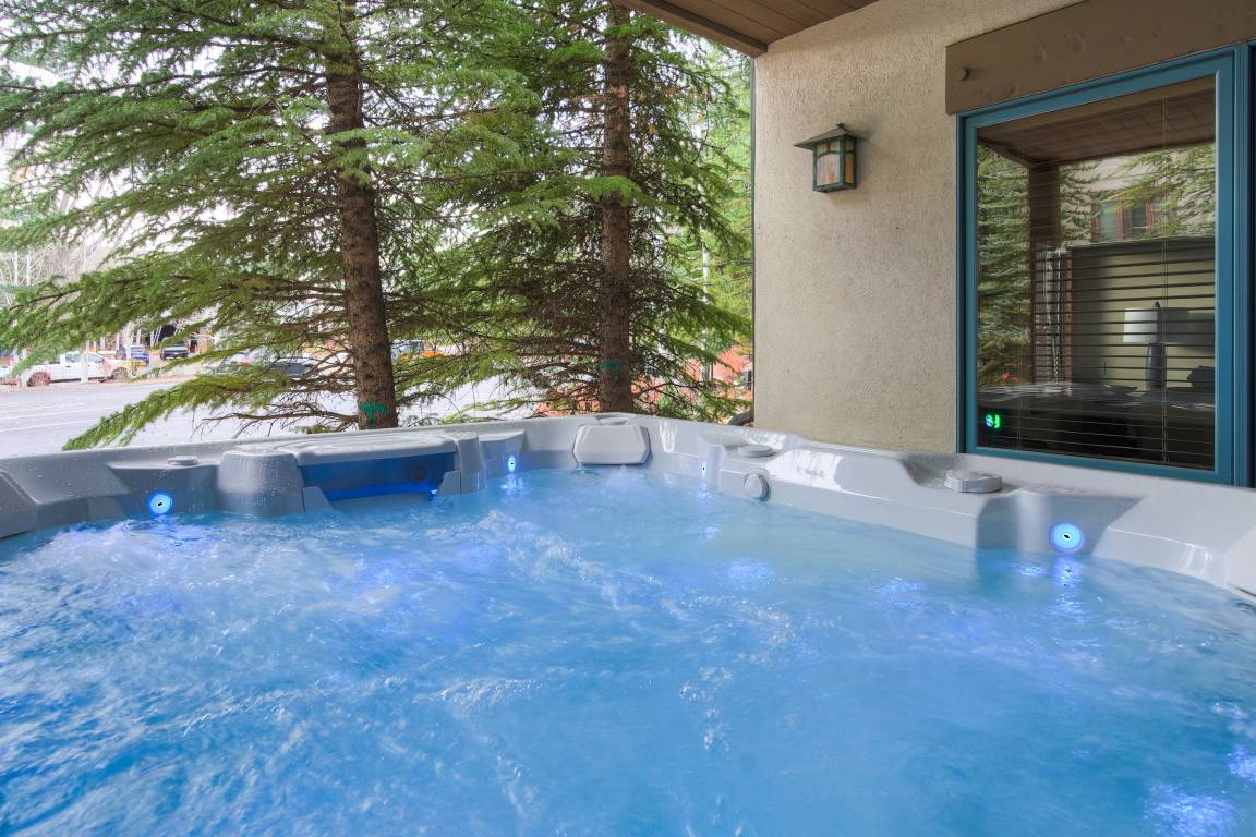 House ∙ 4 Bedrooms ∙ 12 Guests - Avon, CO