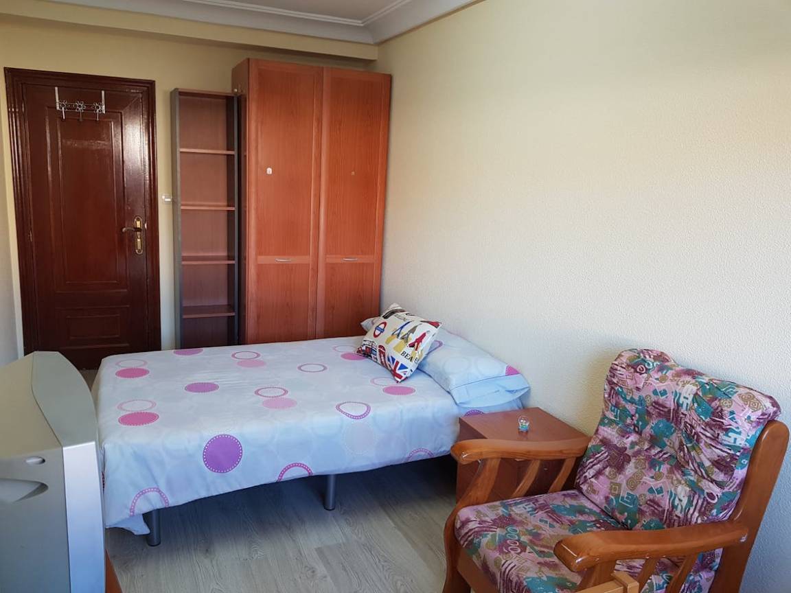 95 M² Chambre Privée ∙ 1 Chambre ∙ 2 Personnes - Salamanque