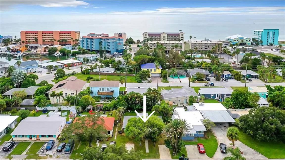 74 M² House ∙ 2 Bedrooms ∙ 5 Guests - Pinellas County, FL