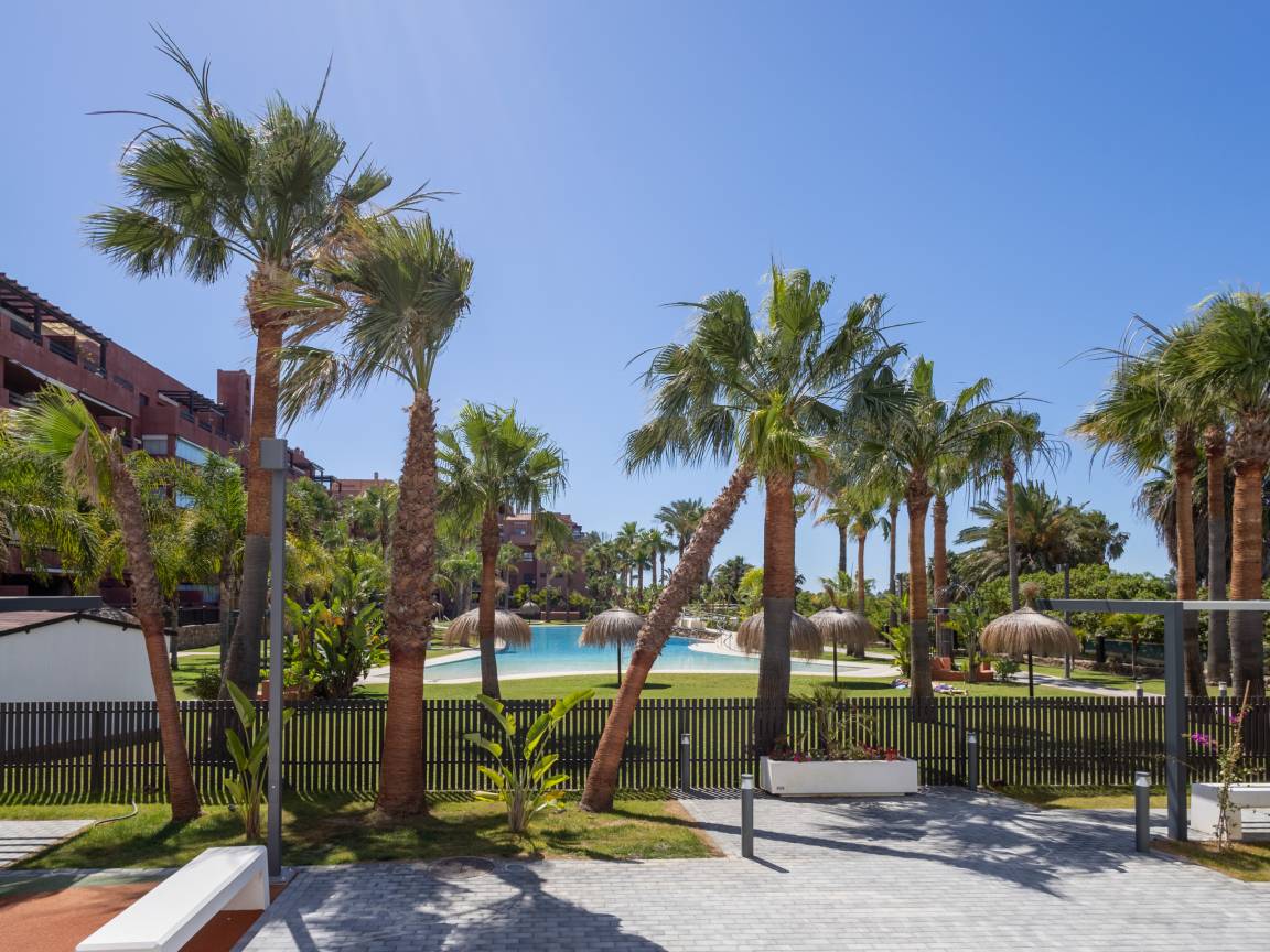 84 M² Apartamento ∙ 3 Habitaciones ∙ 7 Huéspedes - Salobreña