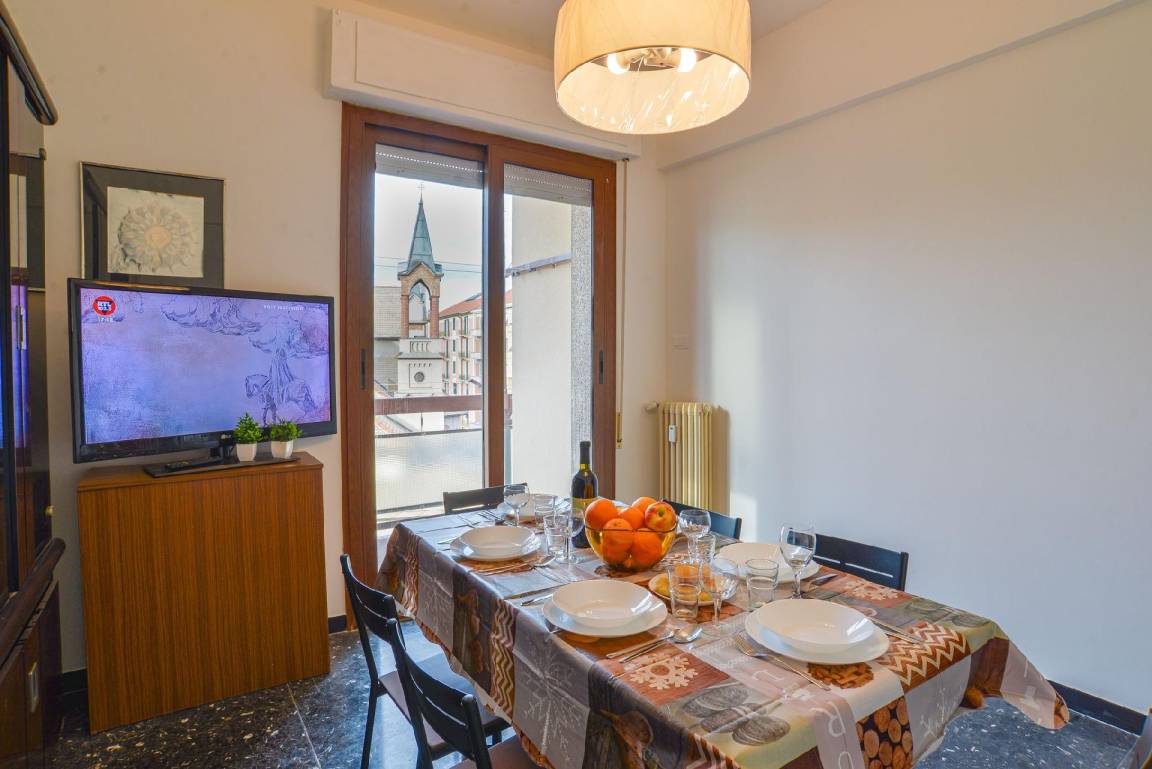 101 M² Ferienwohnung ∙ 2 Schlafzimmer ∙ 5 Gäste - Savona