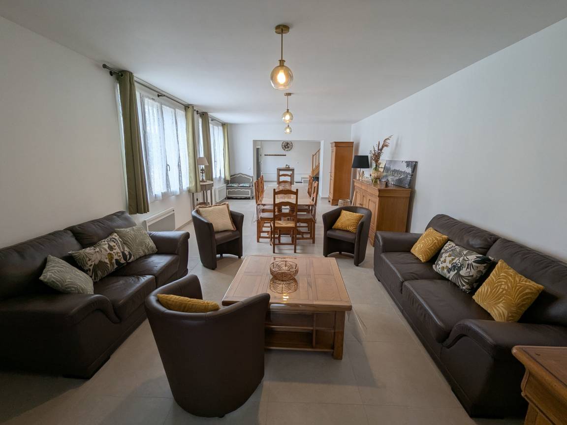 200 M² Casa Rural ∙ 4 Habitaciones ∙ 8 Huéspedes - Artenay