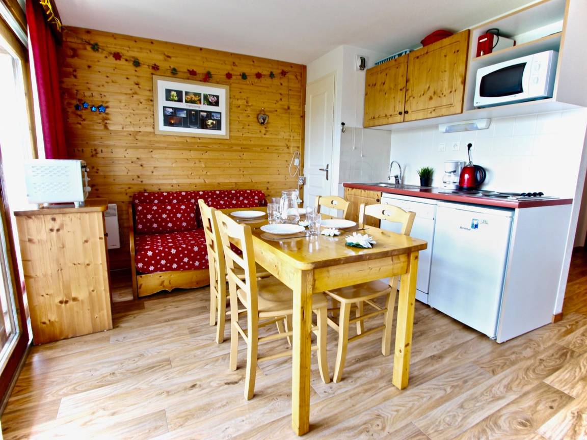 35 M² Huoneisto ∙ 2 Makuuhuonetta ∙ 6 Vierasta - Chamrousse
