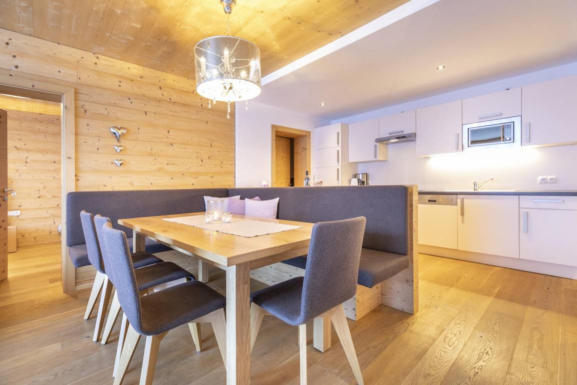 70 M² Ferienwohnung ∙ 2 Schlafzimmer ∙ 7 Gäste - Flachau