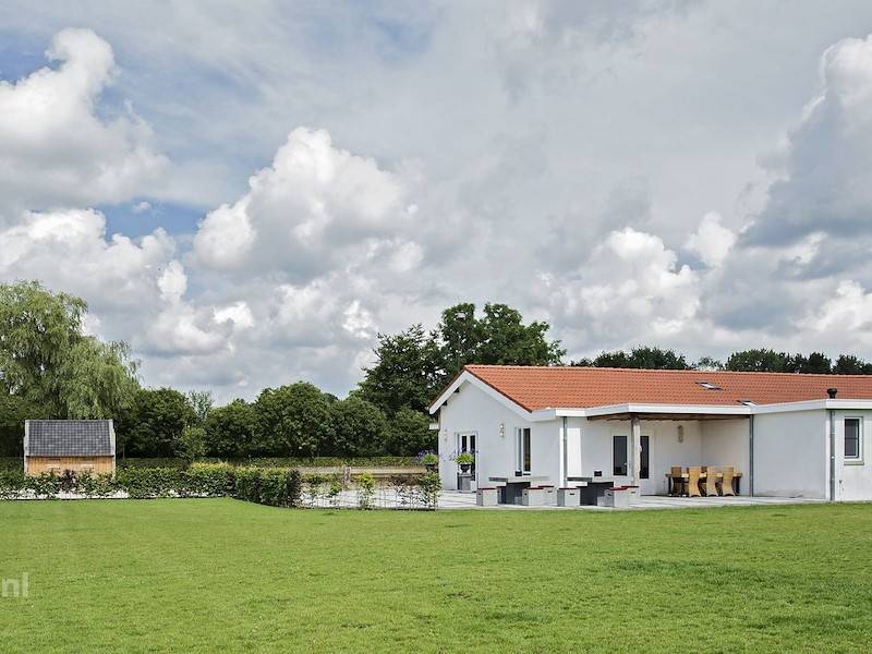 Ferienhaus ∙ 5 Schlafzimmer ∙ 22 Gäste - Oss