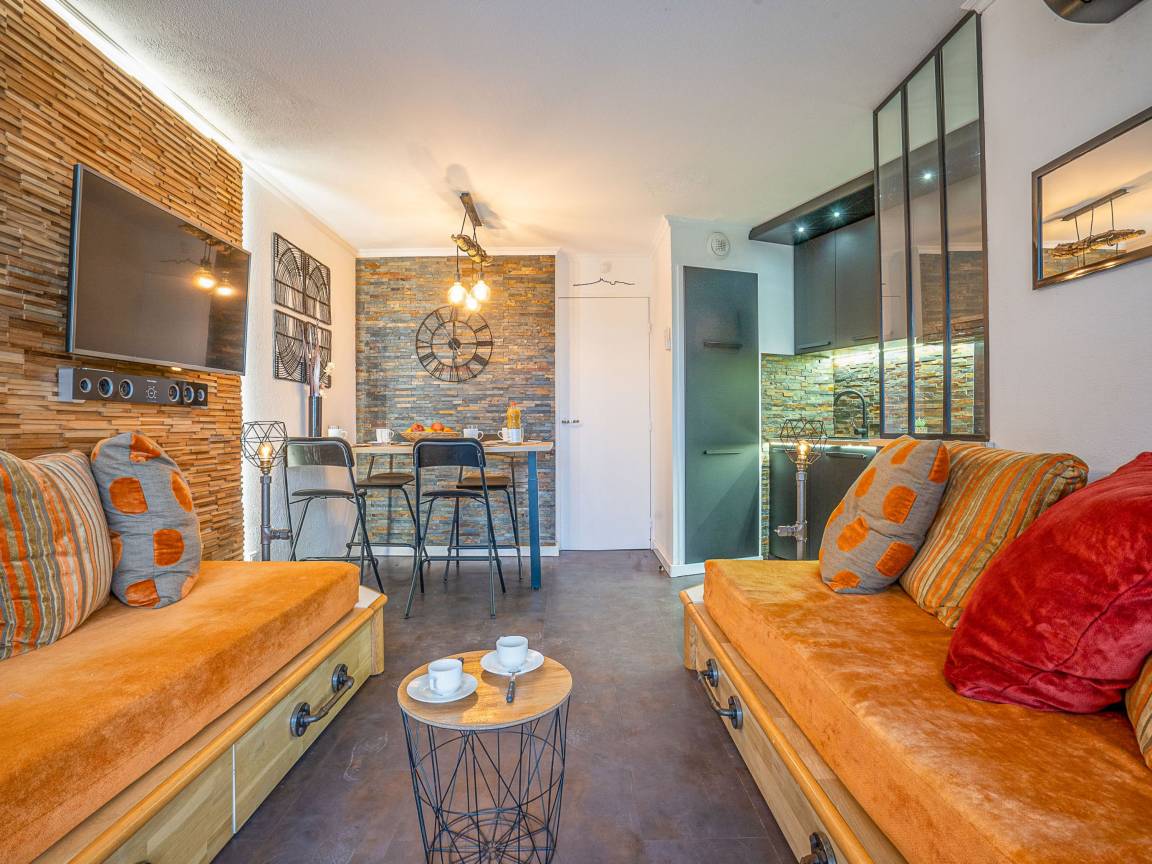 28 M² House ∙ 1 Bedroom ∙ 4 Guests - Cap Estérel