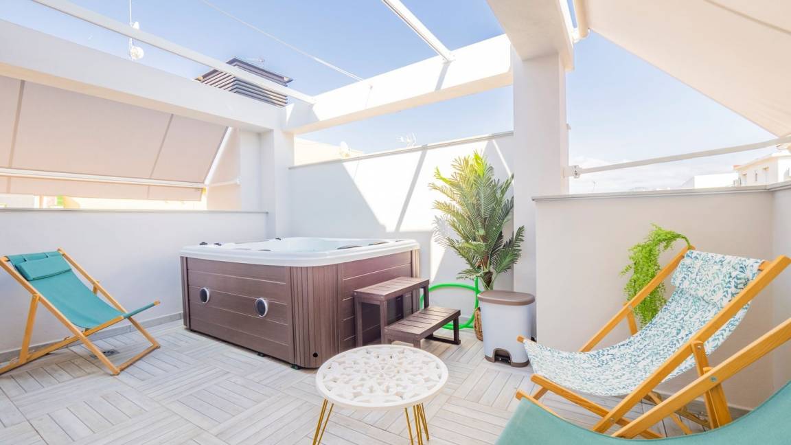 150 M² Dom ∙ 4 Sypialnie ∙ 8 Gości - Torre del Mar