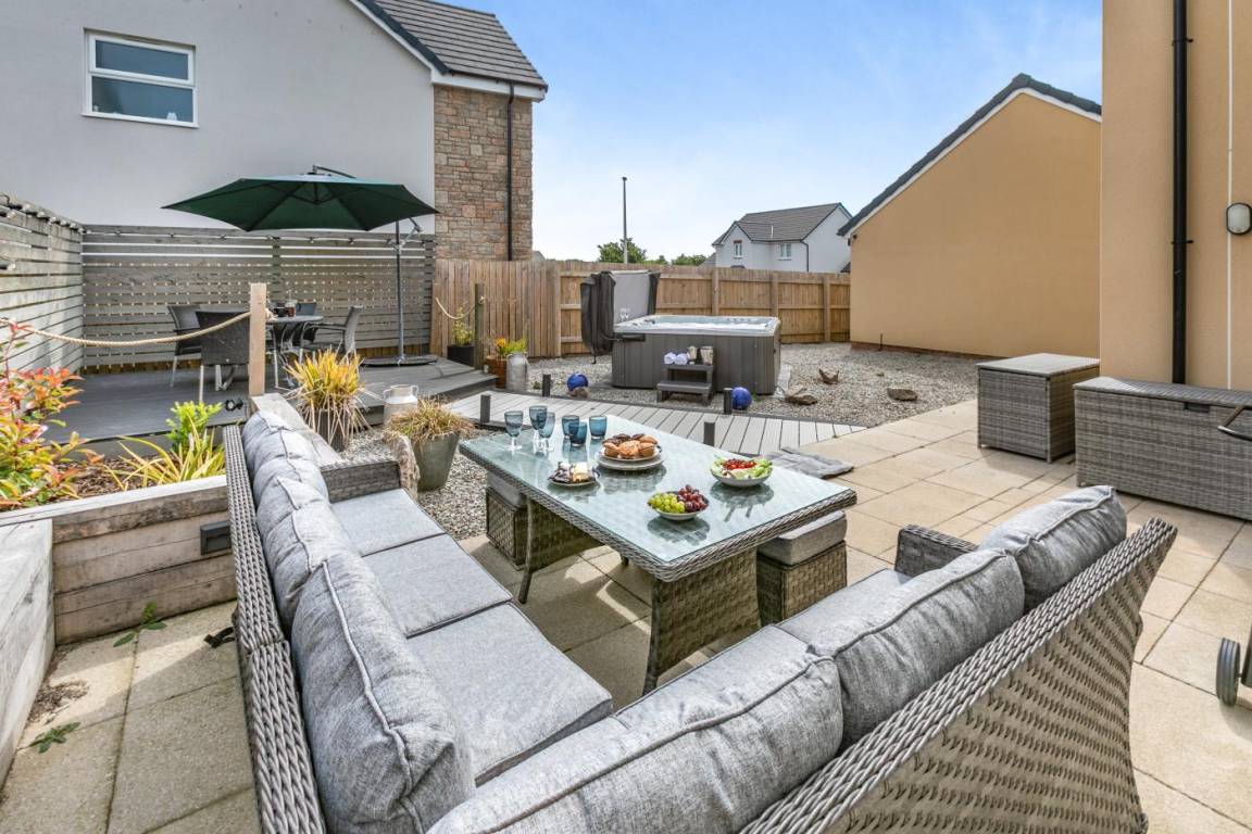 Cottage ∙ 4 Bedrooms ∙ 8 Guests - Appledore
