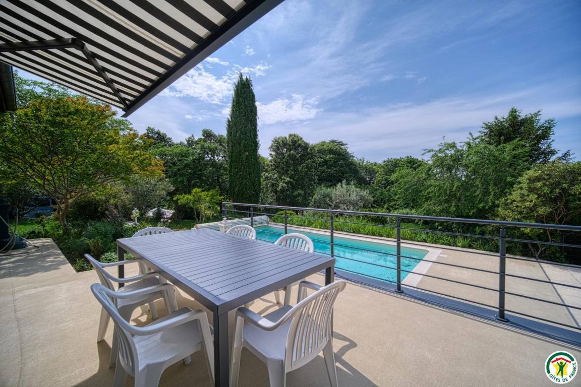 170 M² Gîte ∙ 3 Bedrooms ∙ 6 Guests - Crest