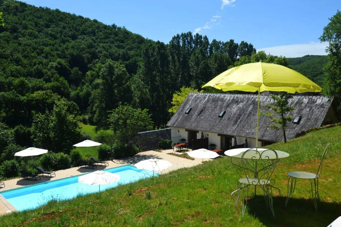 75 M² Casa ∙ 2 Habitaciones ∙ 5 Huéspedes - Souillac