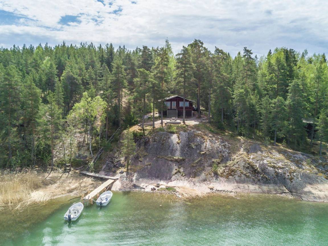 75 M² Talo ∙ 2 Makuuhuonetta ∙ 6 Vierasta - Sauvo
