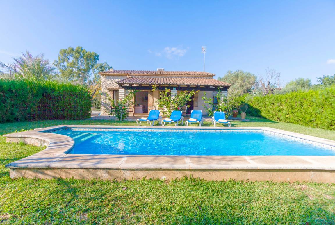 201 M² Villa ∙ 2 Bedrooms ∙ 4 Guests - Majorca