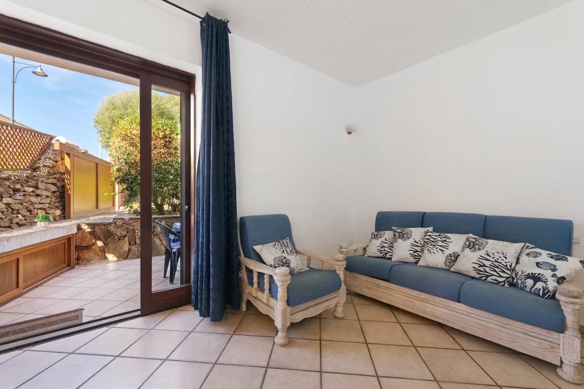 70 M² Ferienhaus ∙ 2 Schlafzimmer ∙ 6 Gäste - Olbia