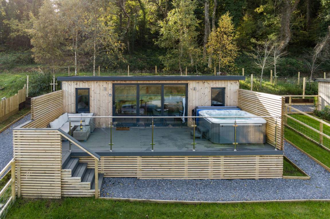 30 M² Chalet ∙ 1 Slaapkamer ∙ 2 Gasten - Wales