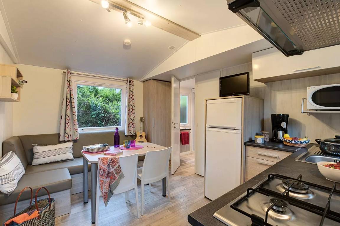 27 M² Caravan ∙ 2 Bedrooms ∙ 4 Guests - Névez