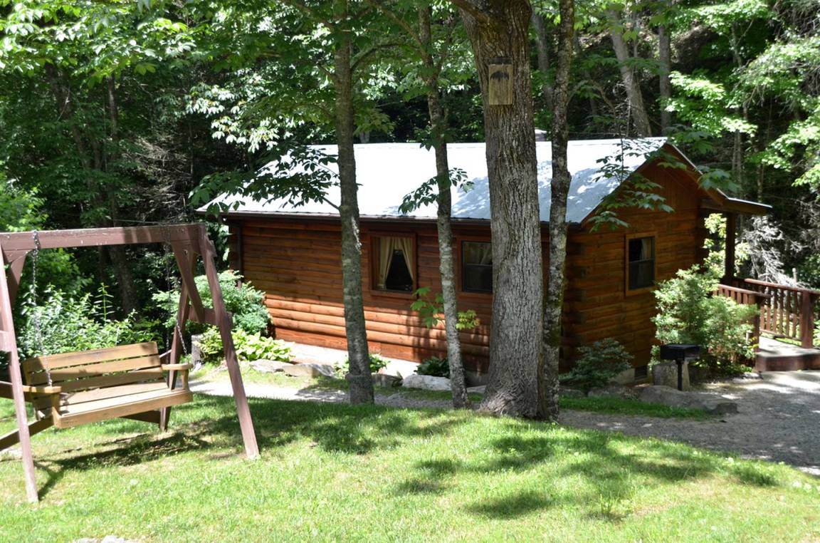 House ∙ 1 Bedroom ∙ 2 Guests - Cherokee, NC