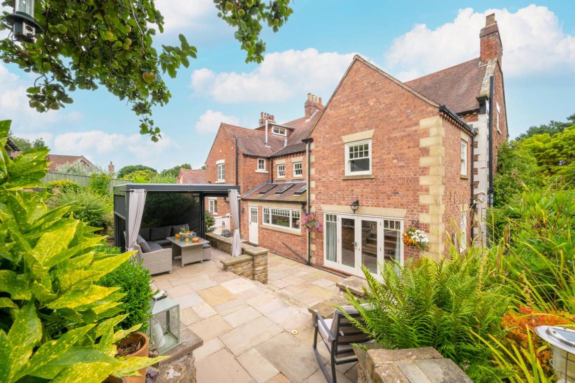 Cottage ∙ 5 Bedrooms ∙ 12 Guests - Yorkshire