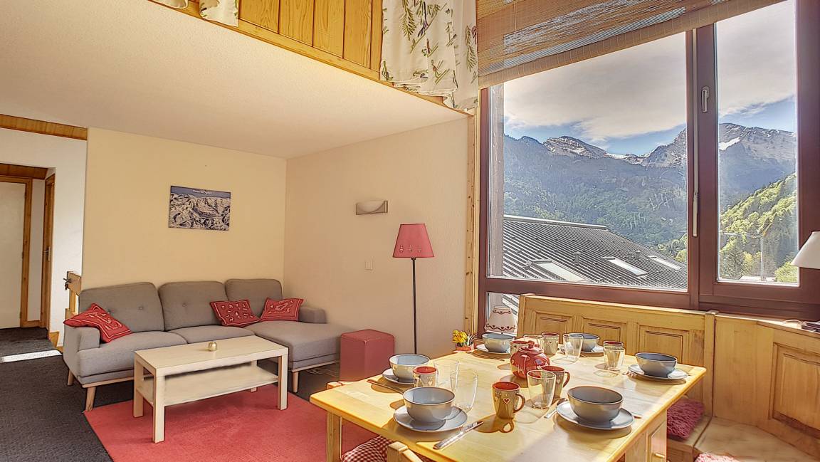 50 M² Ferienwohnung ∙ 2 Schlafzimmer ∙ 6 Gäste - Hirmentaz