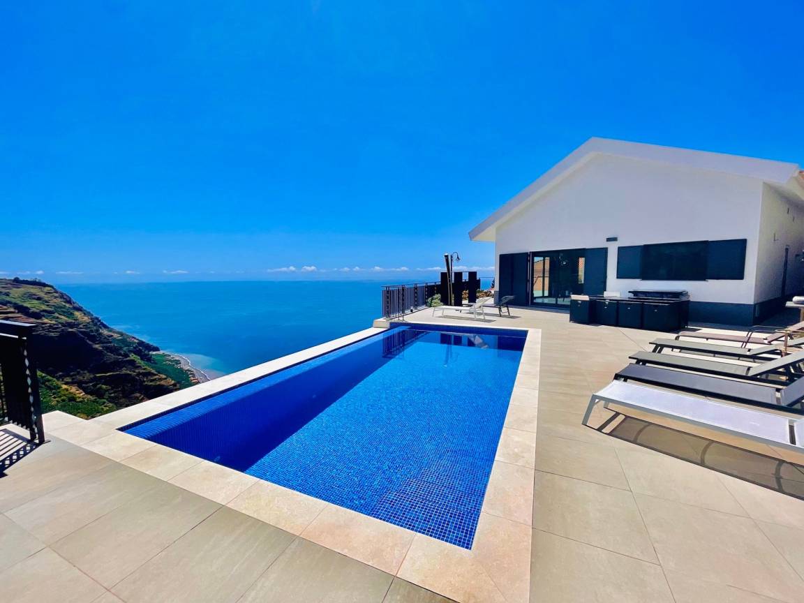 350 M² Casa ∙ 3 Quartos ∙ 6 Hóspedes - São Vicente