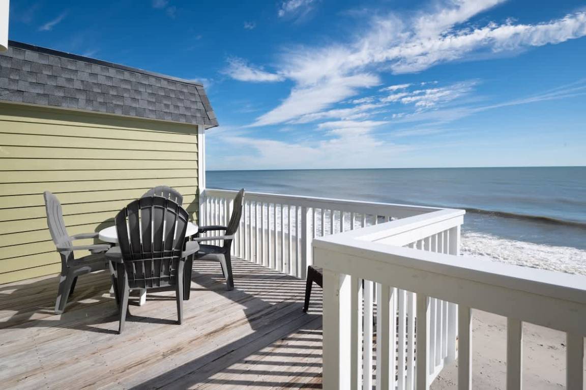 104 M² Apartment ∙ 3 Bedrooms ∙ 8 Guests - Kure Beach, NC