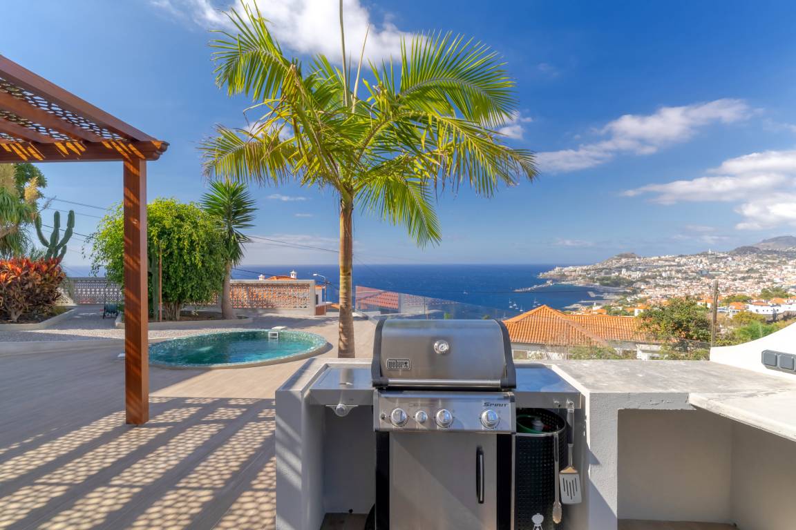 250 M² Maison De Vacances ∙ 4 Chambres ∙ 6 Personnes - Funchal