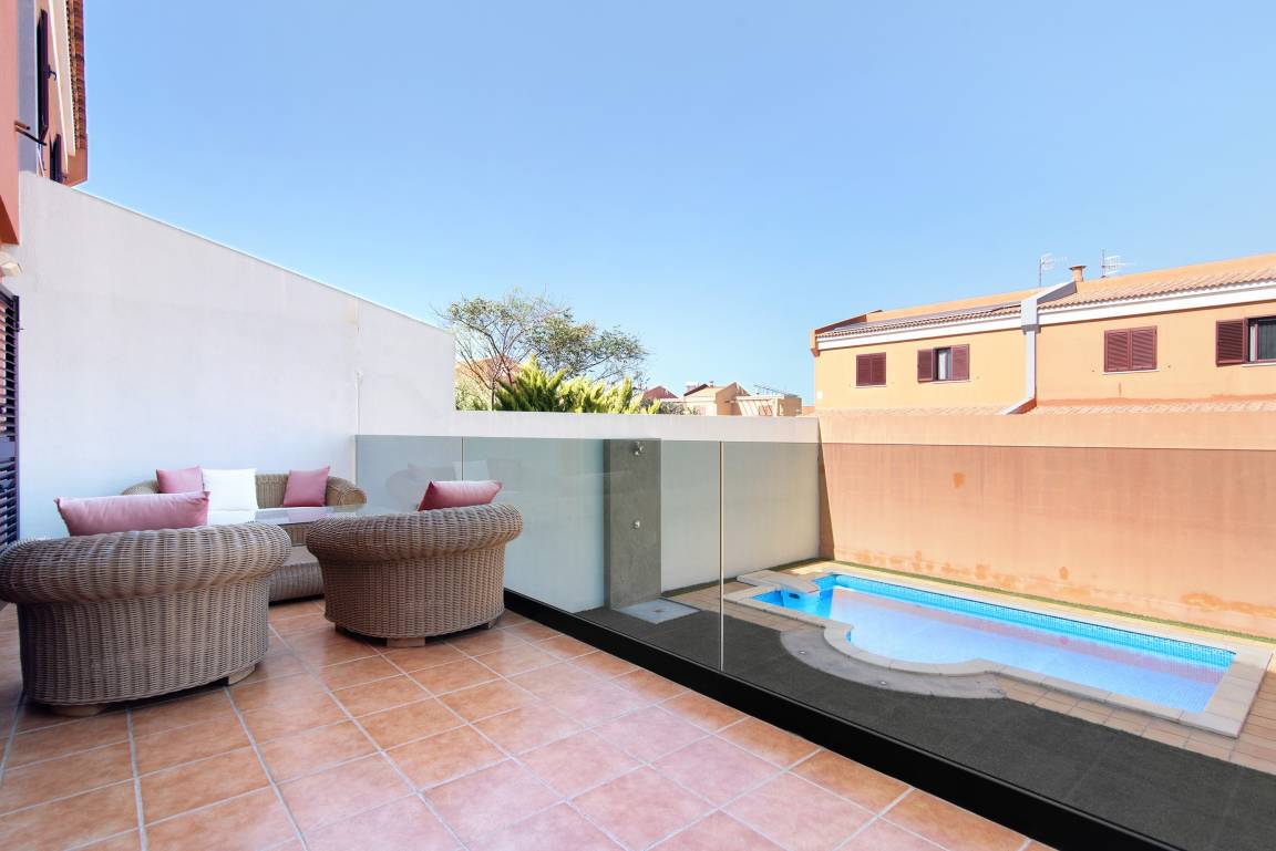 180 M² Huis ∙ 3 Slaapkamers ∙ 6 Gasten - Sardina